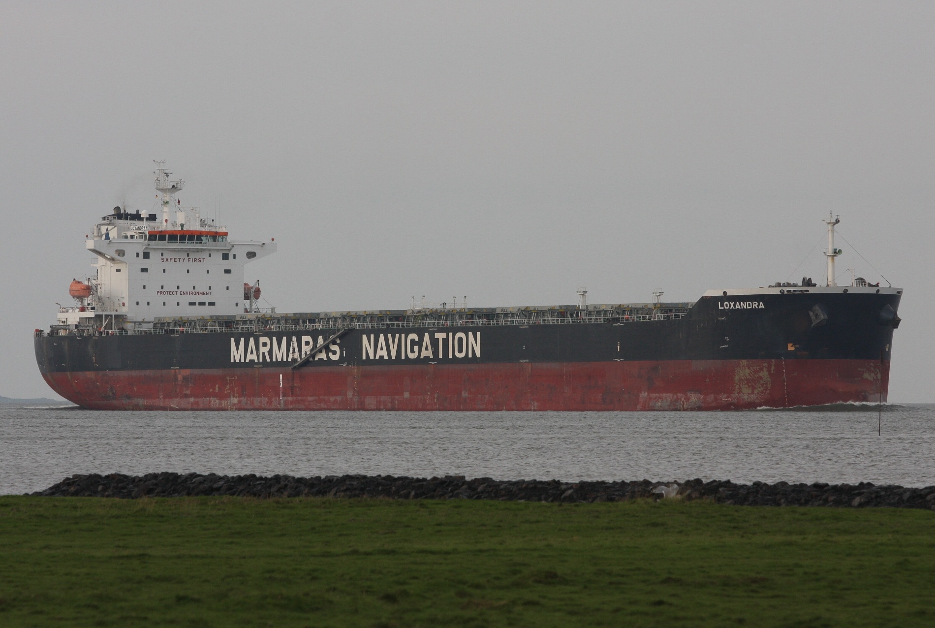 Schiffe vor Cuxhaven